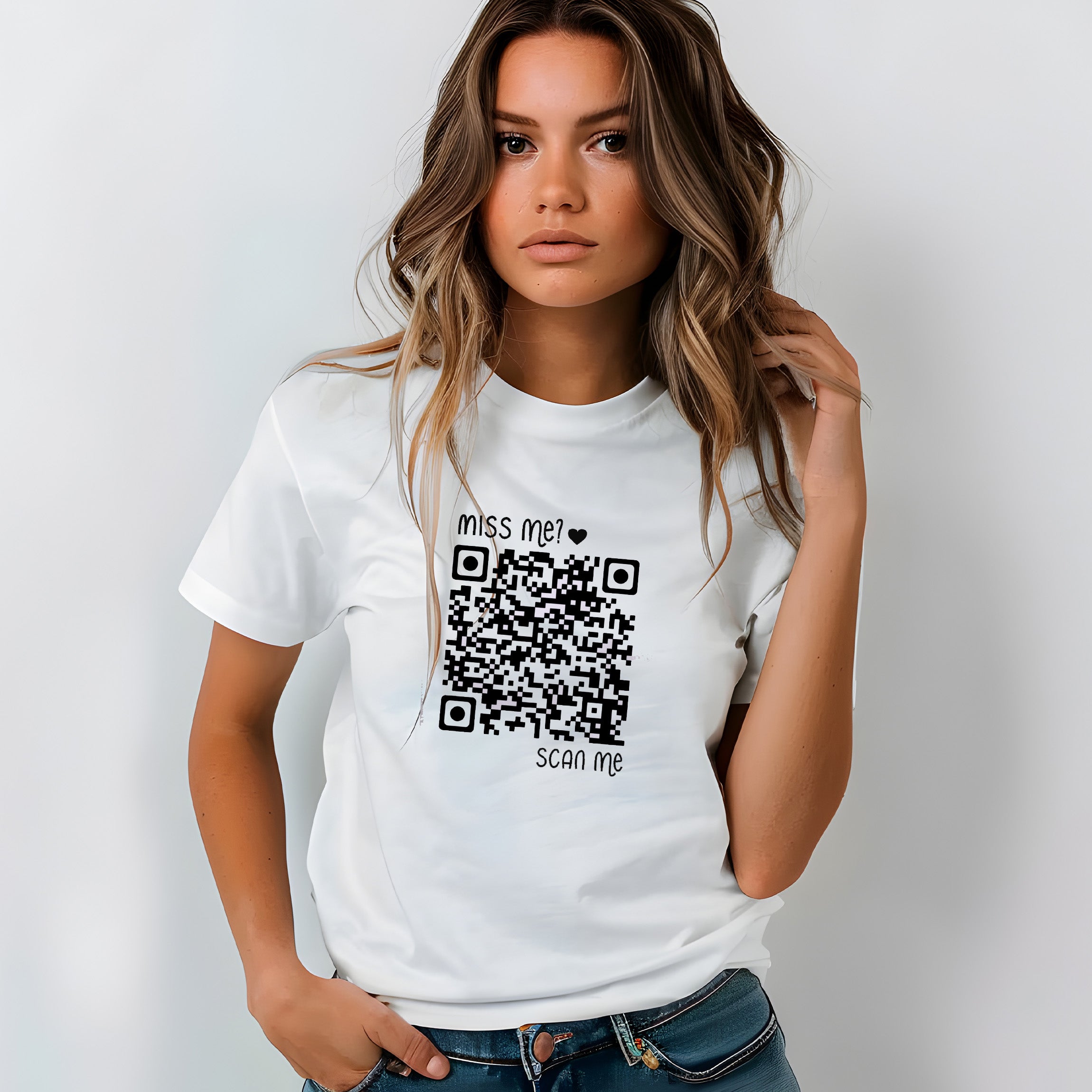 Miss Me? Scan Me QR kod T-shirt – Blanco Design